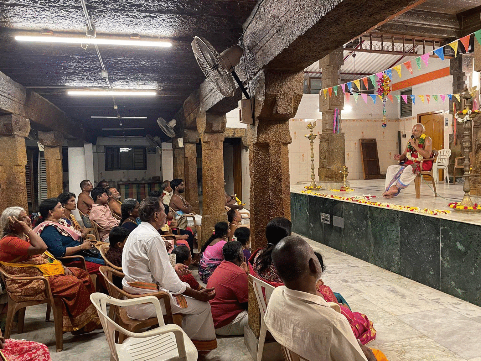 prachAram/upanyAsam – SrIrangam – Krishna mahal – thiruppANAzhwAr ...